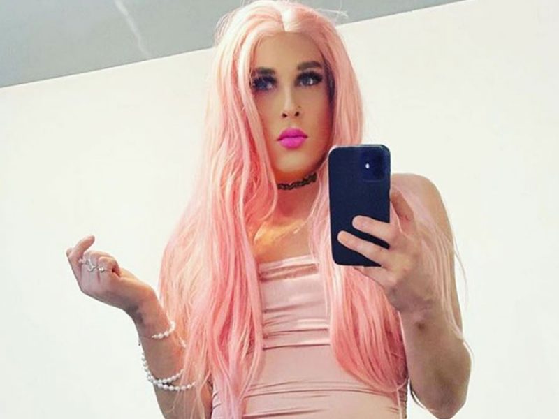 Olive La Strada - Crossdresser Profile