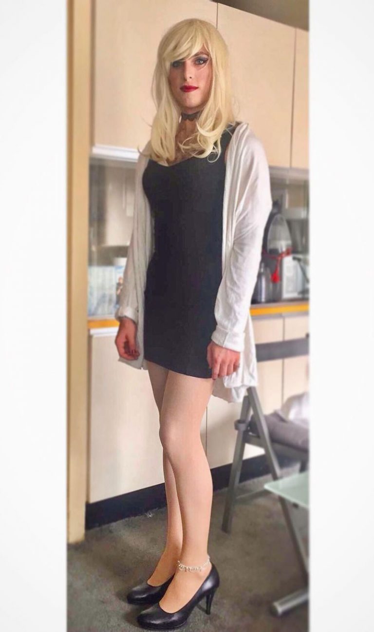 Samantha - All About Crossdresser