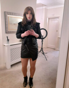 Emma - All About Crossdresser