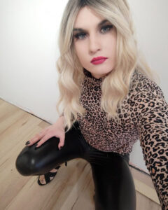 Caroline Rose - All About Crossdresser